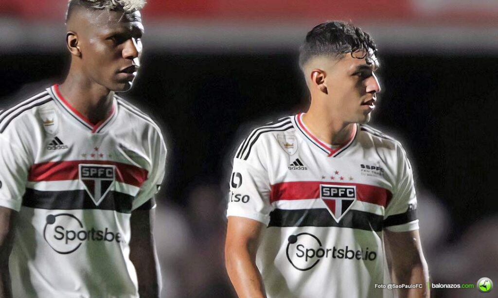 Nahuel Ferraresi con Sao Paulo en equipo de la semana de Sofascore en ...