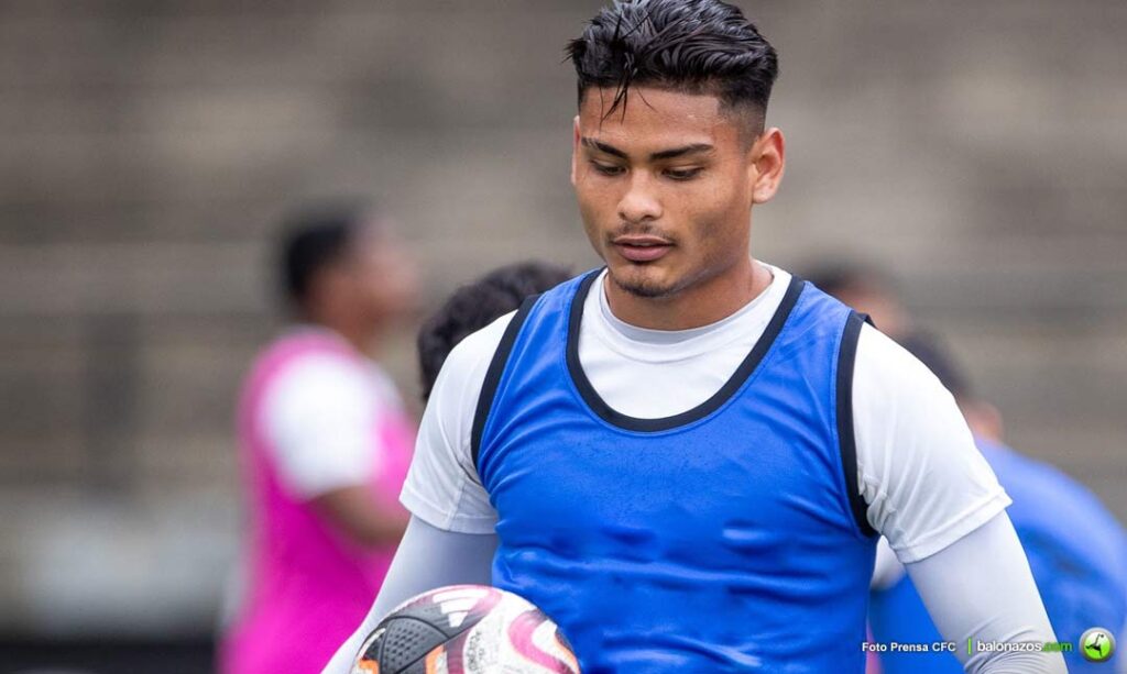 Jeriel De Santis llegó al “Rojo” por segunda vez